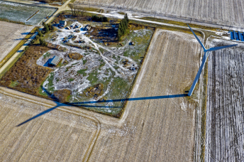 Futuristic wind turbine power transmission - top related files - Page 1