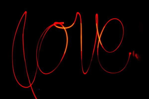 Free: black background with love text overlay - nohat.cc