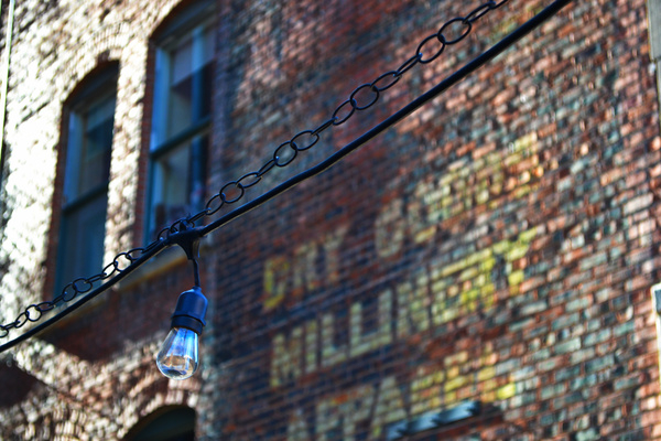 Free: Clear Light Bulb - nohat.cc