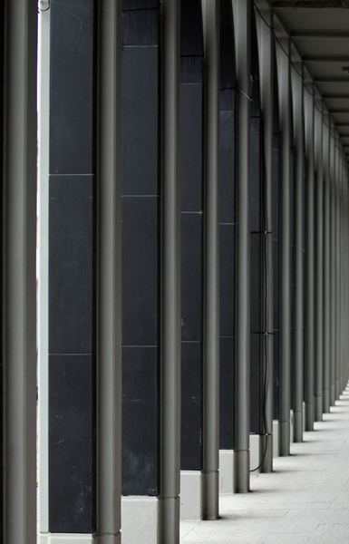 Free: gray metal posts - nohat.cc