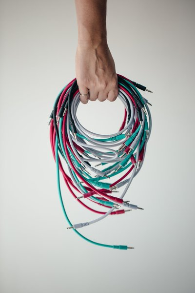 Free: Hand Full Of Wires - nohat.cc