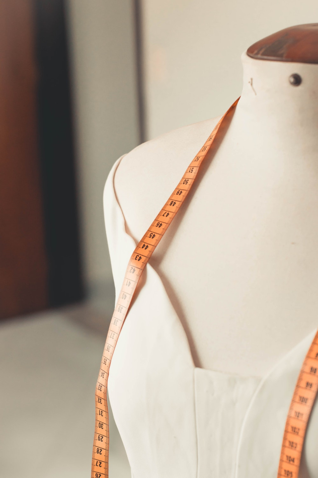Free: Measuring Tape on a Dress Form - nohat.cc