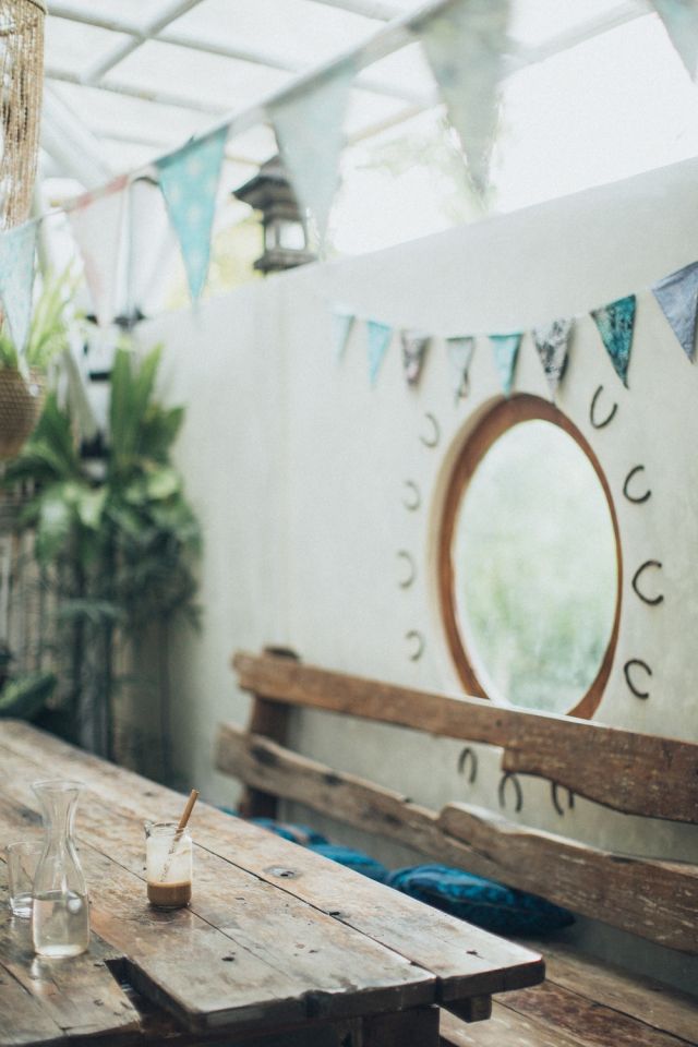 Free: Mirror Behind A Rustic Bench and Table - nohat.cc