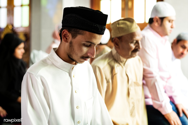 Free: Muslim prayers in Tashahhud posture | Free stock photo - 425942 ...