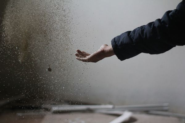 Free: person catching powder - nohat.cc