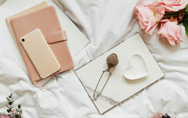 Free: Romantic pink flat lay | Free stock photo - 592784 - nohat.cc