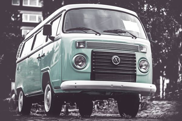 Free: selective color photography of teal Volkswagen T1 van - nohat.cc