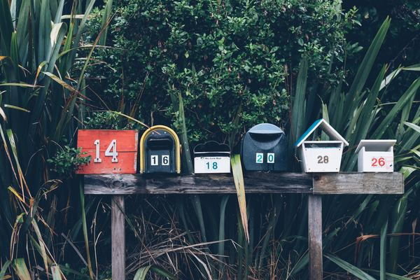 Free: six assorted-color mail boxes - nohat.cc