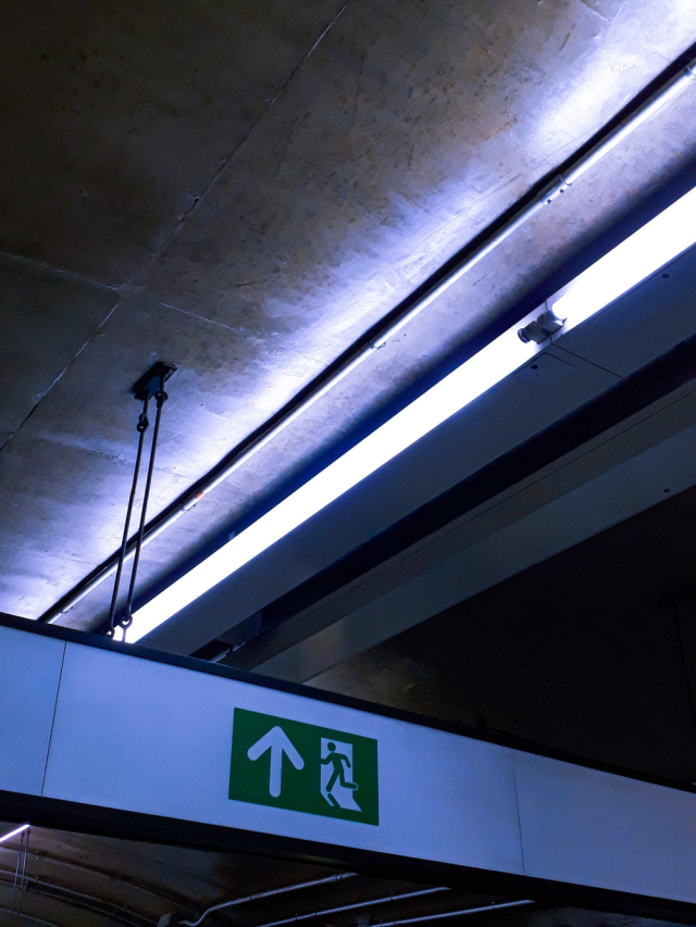 Free: Upstairs Signage - nohat.cc