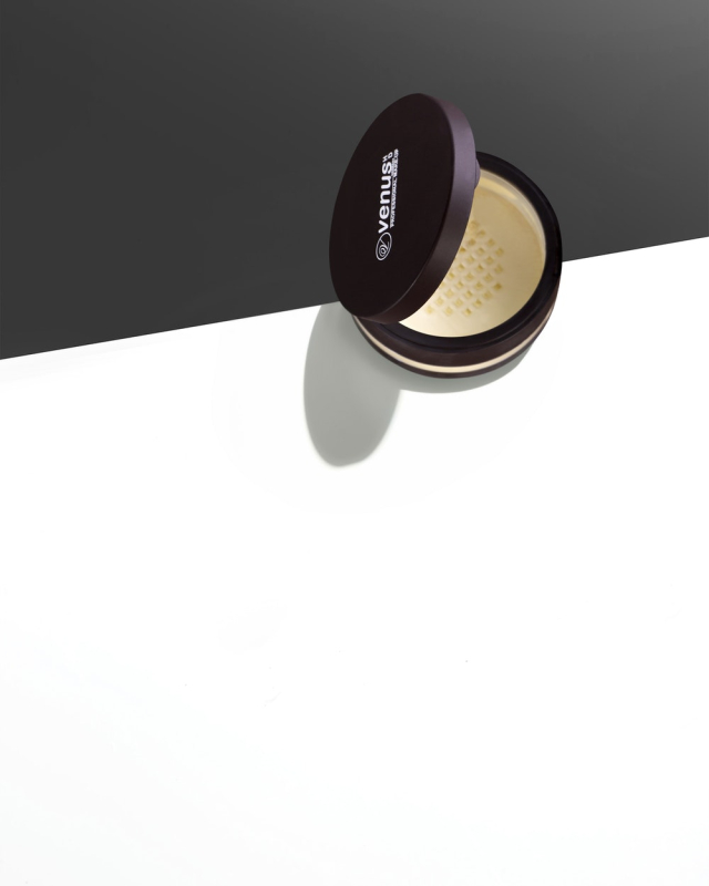 Free: Venus Pressed Powder on White Panel - nohat.cc