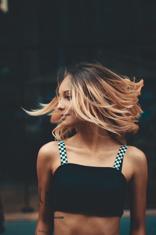 Free: Woman Facing Sideways - nohat.cc